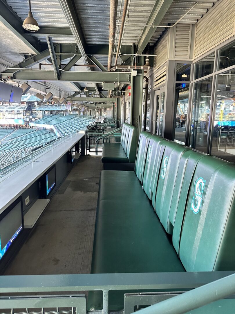 The Best Seats for the Seattle Mariners at T-Mobile Park - Wanderlux