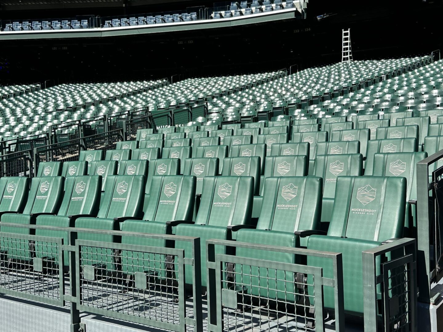 The Best Seats for the Seattle Mariners at T-Mobile Park - Wanderlux