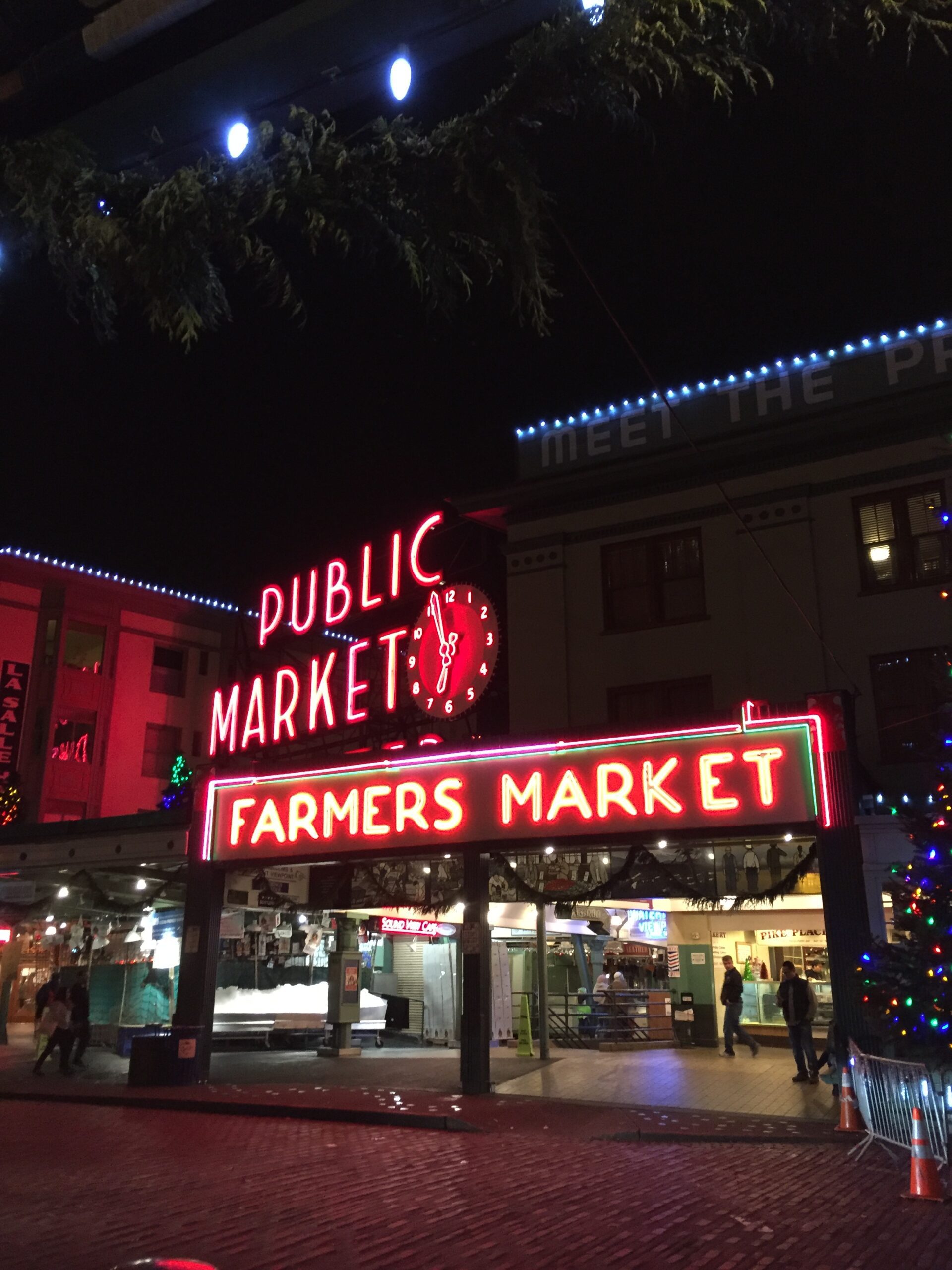 Best Seattle Photography Spots - 38 Iconic Photo Places - Wanderlux